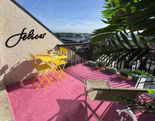 Moderno Piso Con La Mejor Terraza De Ribadeo Y Vistas Maravillosas - Ribadeo