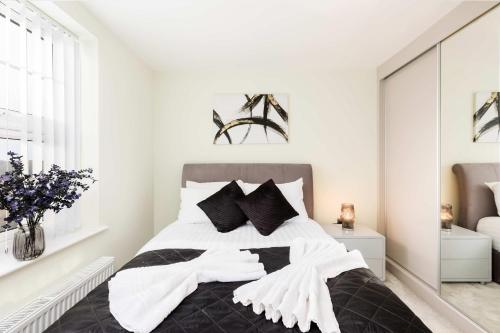 4 Bed Business Stay In Warwick Office & Garden - Royal Leamington Spa