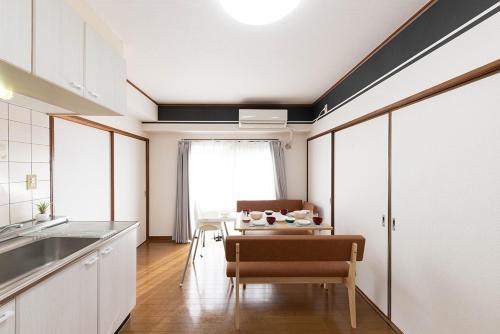 Oyadoya Gifu201 広さ84平米 名鉄岐阜駅から徒歩12分 1部屋貸切 最大8名可能 子供12歳以下無料 - Gifu