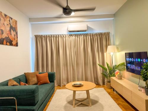 Easy Check In Emira Residence For 2 To 4 Pax - Shah Alam