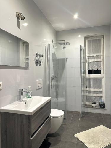Three Bedroom Apartment - Dingolfing