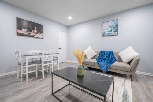 New 2br Near Yyc Airport And Downtown 4408 Up - Alberta