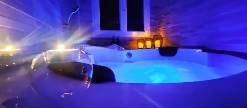 A L'oree Des Pins - Gite Et Spa De 30 M2- Options Home Cinema, Romantique - Le Castellet