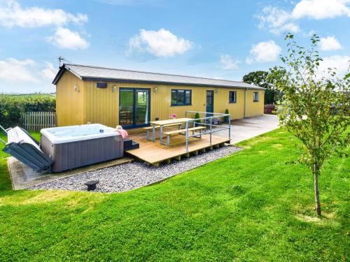 2 Bed In South Molton Oc-78097 - North Devon District