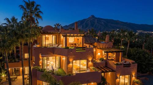 Vacation Marbella I La Alzambra Peaceful Hideaway With Sea Views, Close To Puerto Banus, Large Commu - Marbella