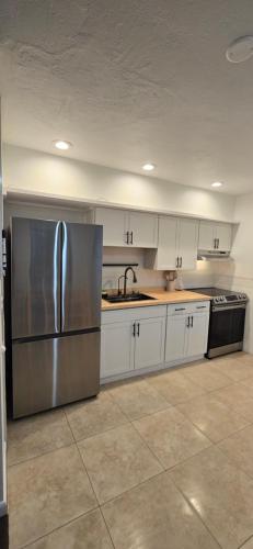 Cozy Private 2br Home With Outdoor Space And Bbq Grill - Pembroke Pines, FL