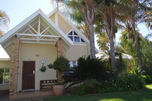 The Palms Guest House - Hartswater