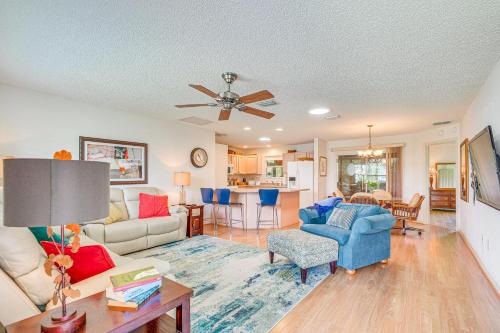 Home In The Villages W/ Lanai & Private Hot Tub! - Lake Weir, FL