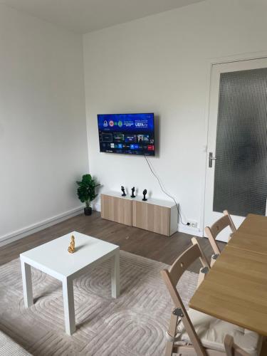 Appartement T2 4 Personnes Proche Orly Paris Et Toutes Commodites - Vitry-sur-Seine