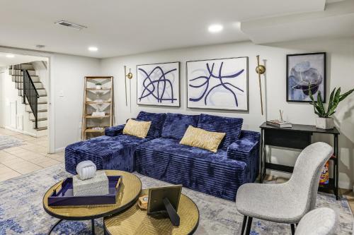 Walk To Patterson Park! Pet-friendly Townhome - Baltimore, MD