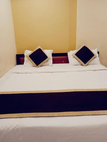The Royal Inn - Visakhapatnam