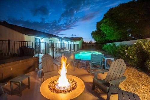 5 Star Luxury With Private Pool And Cozy Firepit - Yuma, AZ