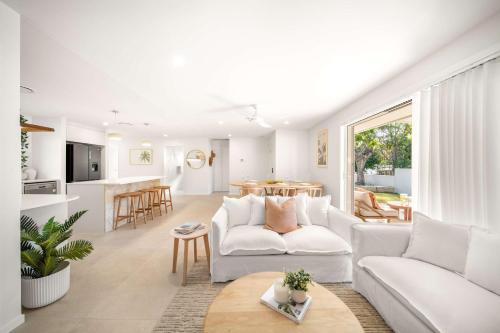 Solara Escape Mooloolaba, Pool & Dog-friendly Home - Maroochydore
