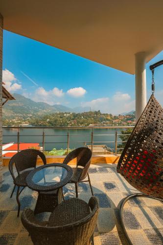 Raahgirstays The Lake Nest - Bhimtal
