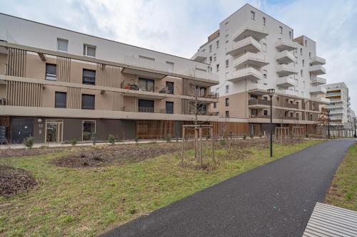 14 Avenue Ddb - A 5 Km De Strasbourg Parking - Straatsburg