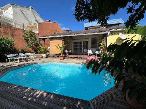 Belle Maison Equipe Avec Piscine - Mayotte