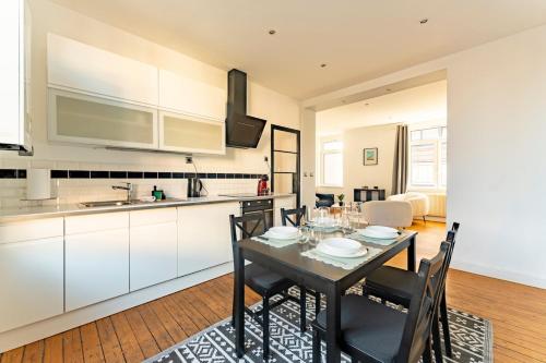 Duplex La Paix, Lumineux A 100m De La Gare - ibis Styles Lens Centre Gare