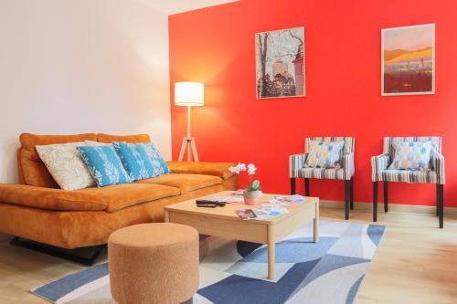 Terracotta Duplex, 8 Guest, Garage Included - Ibis Styles Mulhouse Centre Gare