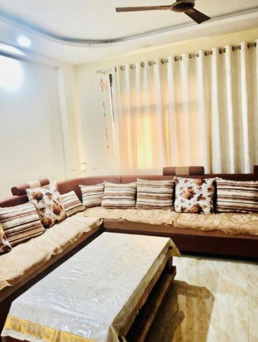 Family Stay Home - Jabalpur