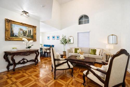 Spacious Miami Home For Groups W Patio,bbq,fire Pit - South Lake, Miami