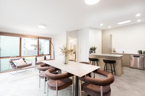 Stay Verde Heart Of Town And Walk To The Beach - Warrnambool