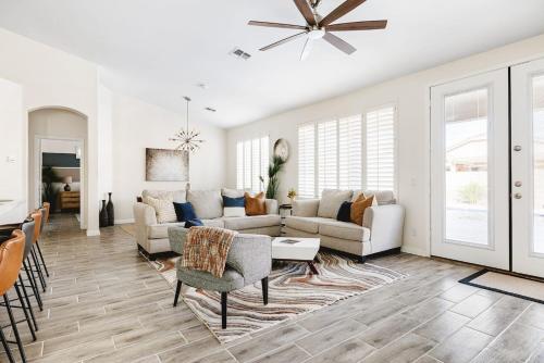 Sandcastle House Pool, Spa, Golf! - Queen Creek, AZ