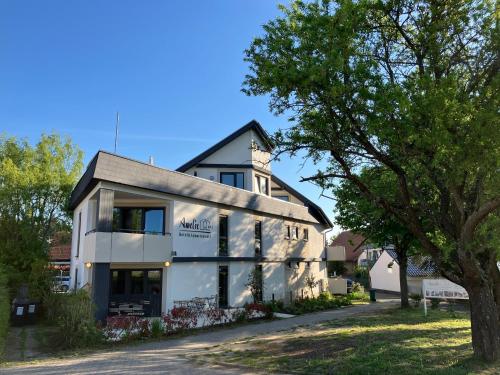 Amelie No 3 Hotel & Appartements - Wissembourg