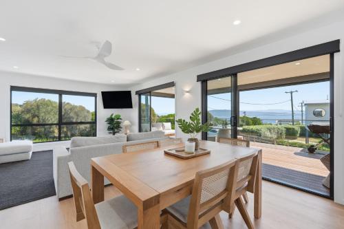 'The Bay Escape' Opossum Bay A Beach Side Suburb 40 Mins To City - Hobart