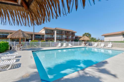 11th Street Beach Retreat Walk To Sand Golf Cart Zone - Port Aransas, TX
