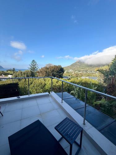 Wood Road Coastal Guest Rooms - Cape Town