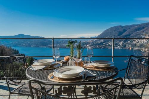 Villa Eugenia -Pool E Garden Retreat In Como Lake - Como