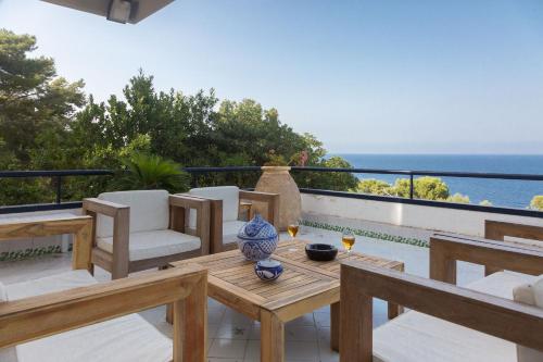 White And Sea Villa Fronte Mare A Mondello Addaura - パレルモ