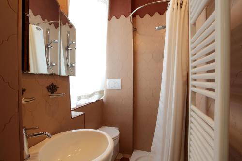 Pio Rooms B&b Parma - Parma
