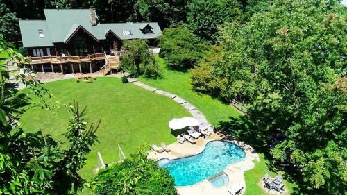 Vinewood Estate & Adventures - Harpers Ferry, WV
