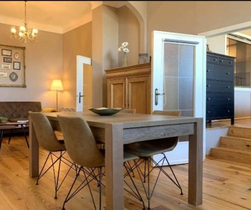 Characterful Apartment In Zeebrugge! The Palace - Brujas