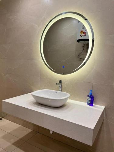 Private Rooms In The Center Of Dha Phase 6 - Lahore