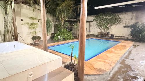 Casa Confortavel Piscina, Hidro 4 Q Para Moto Gp - Goiânia