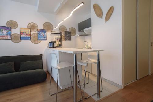 Bright Modern With Shared Garden Near Metro - Oullins