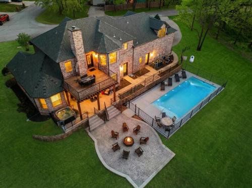 Shady Shores Lake House - Hot Tub Dog-friendly - Denton, TX