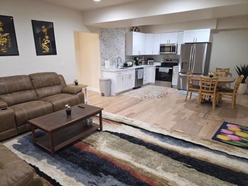 Private Basement 1mi Uvu 3 Parking - Orem, UT