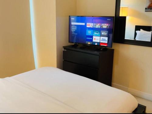 Stylish Cozy 1bedroom Condo In Square One Centre - Toronto