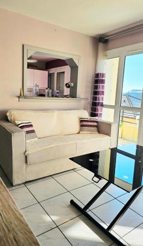 Central-parking-balcon-confortable - Aurillac