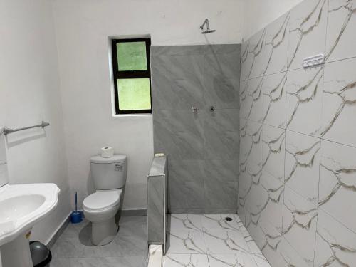 Ryans Guest House Shawasha Hills Studio - Harare