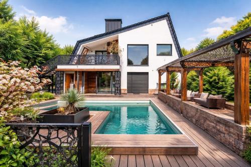Villa Vibes - Luxus & Pool - Ratingen