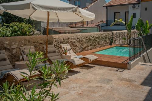 Sao Victor Residences - Private Pool For One Unit Only, Not Shared - Porto