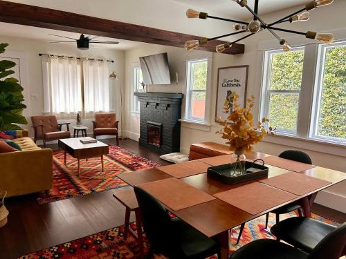 Charming Craftsman - Beach Close - Surfside Beach, CA