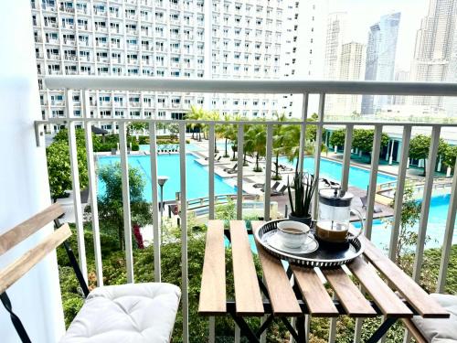 Modern Stays Makati Pool View Jazz Residences - 마닐라
