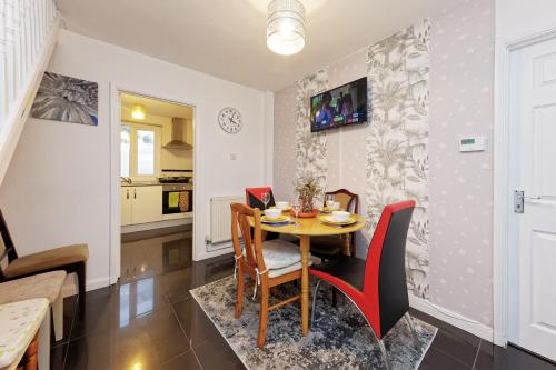 Cedar Villa- Great 4 Bedrooms For Contractors & Teams - Canterbury