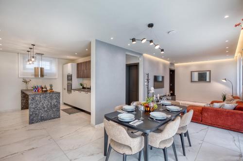 Luxury Aura Villas With Pool, Hot Tub & Bbq In Swieqi - 펨브로크