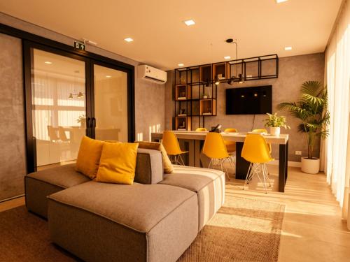 Campos Sales By Xtay - Studios Completos Na Regiao Judiciaria De Juveve - Curitiba